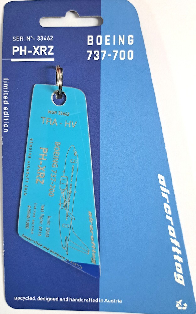 Aircrafttag PH-XRZ-LBDB Keychain made of: Boeing 737 Transavia PH