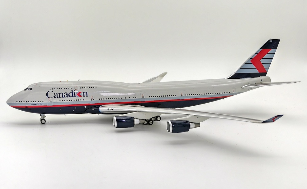 B Models B-744-100 Boeing 747-400 Canadian Airlines C-GMWW
