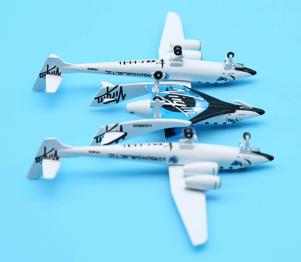 Diecast Models VG4001 White Knight 2 with SpaceShipTwo Virgin Gal