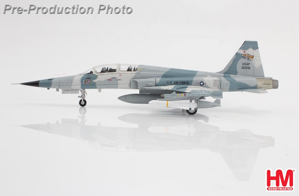 Hobbymaster HA3377 Northrop F-5F Tiger II 73-0891, 58th TTW, USAF