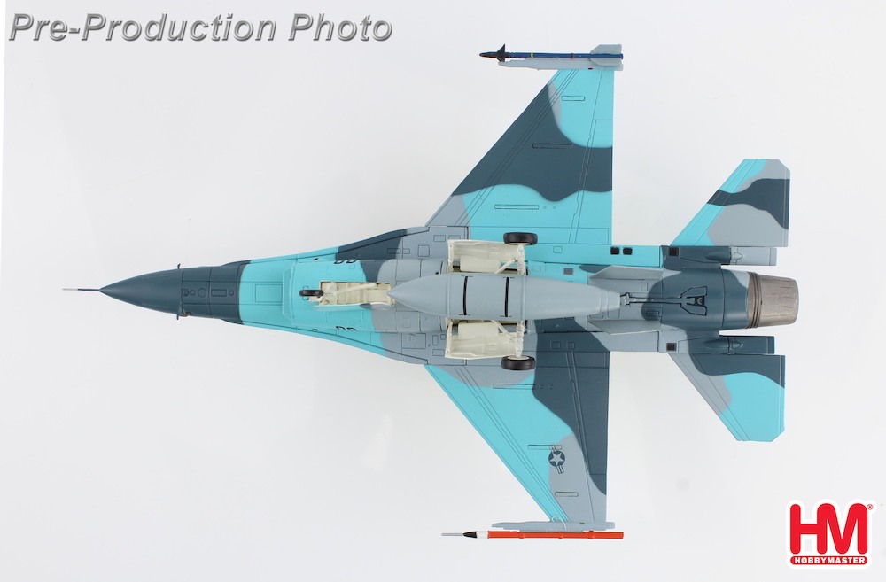 Hobbymaster HA38018 F16A Fighting Falcon "NSAWC Adversary&qu