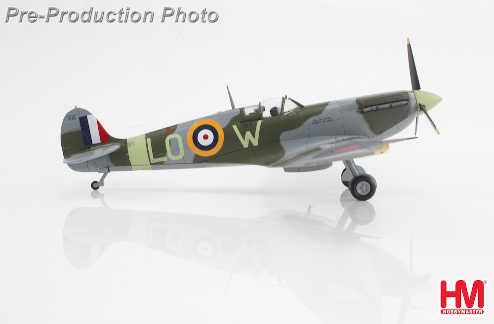Hobbymaster HA7861 Spitfire Mk. Vb, RAF, BM124, flown by Sqn. Ldr