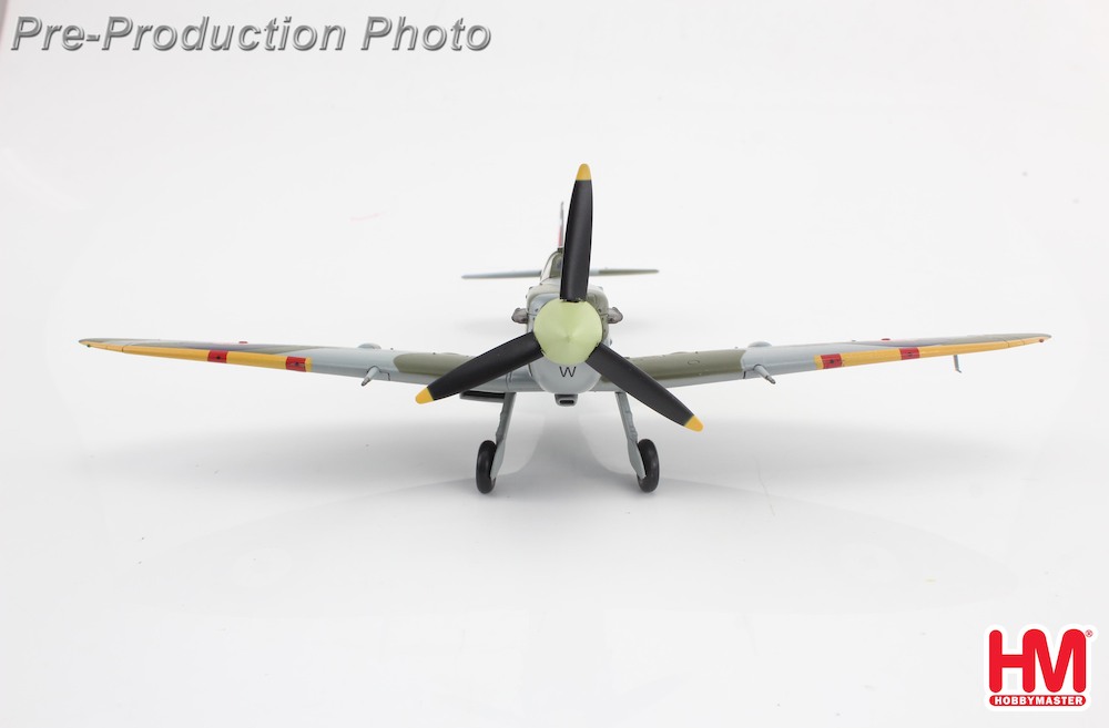 Hobbymaster HA7861 Spitfire Mk. Vb, RAF, BM124, flown by Sqn. Ldr