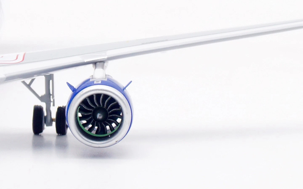 Inflight 200 IF321MF0425 Airbus A321neo Icelandair TF-IAA