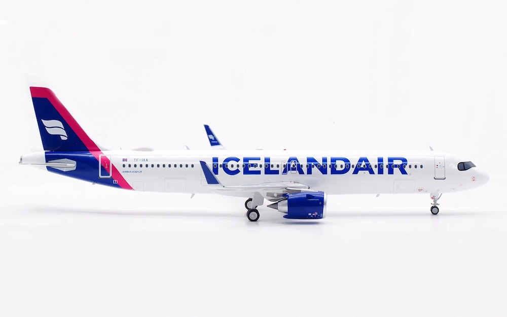 Inflight 200 IF321MF0425 Airbus A321neo Icelandair TF-IAA