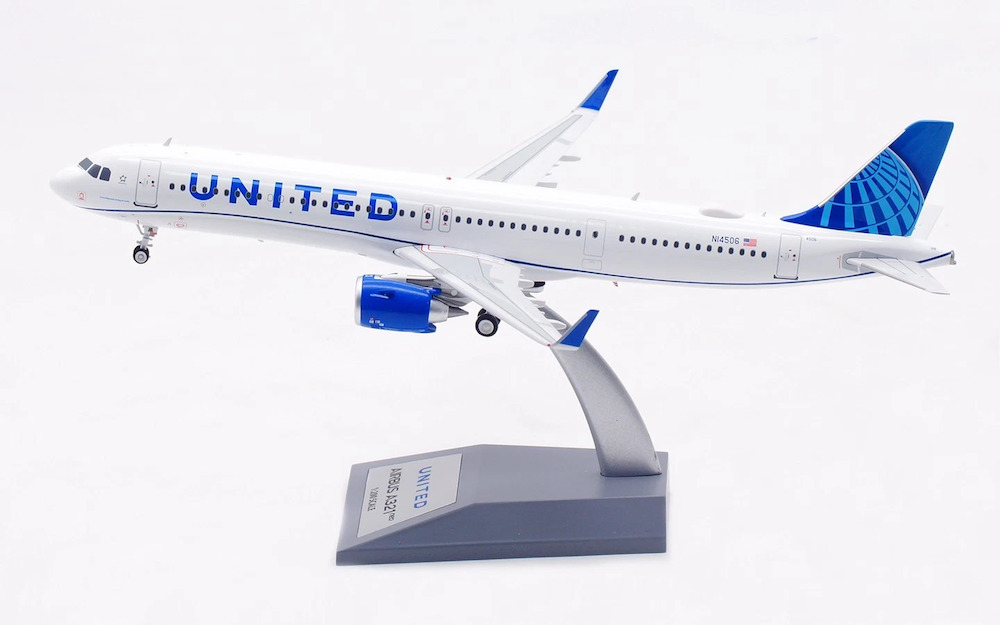 Inflight 200 IF321UA0825 Airbus A321neo United Airlines N14506