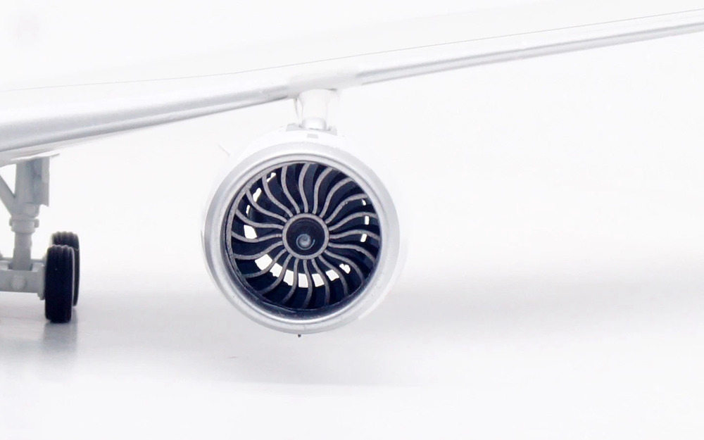 Inflight 200 IF350WK1224 Airbus A350-900 Edelweiss Air HB-IHC