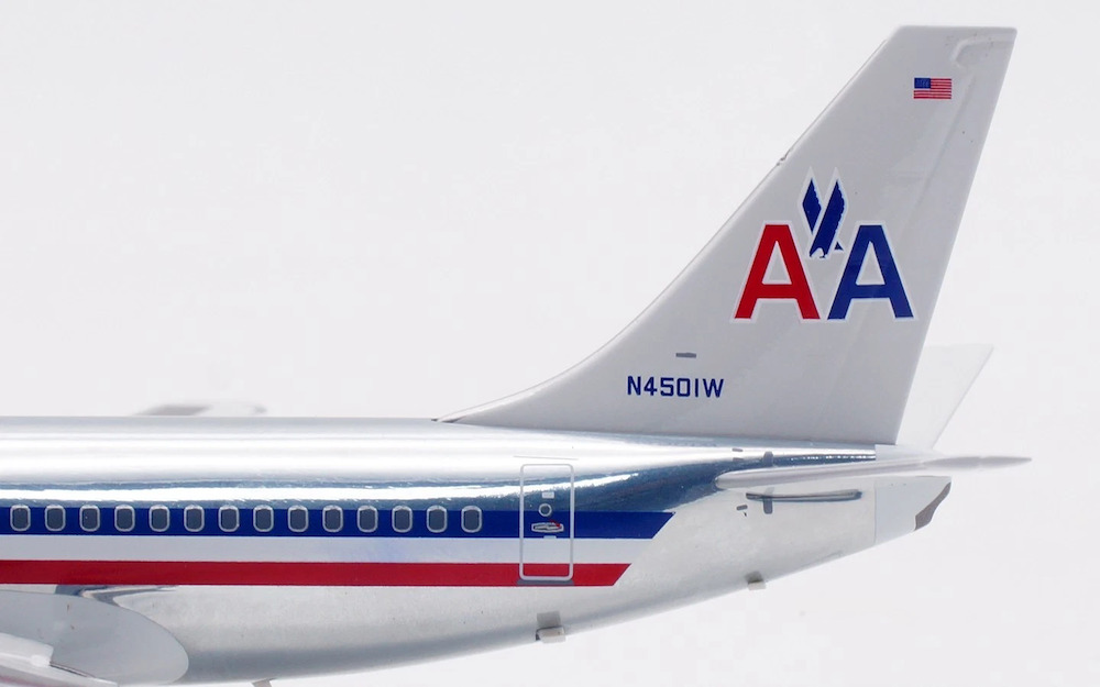 Inflight 200 IF732AA0925P Boeing 737-247 American Airlines N4501W