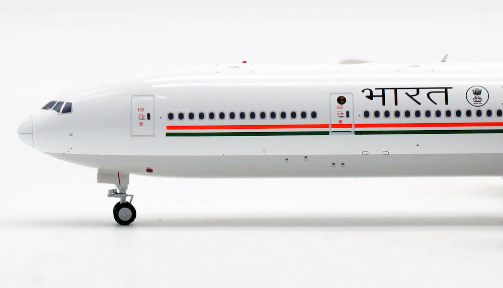 Inflight 200 IF773IAF1220 Boeing 777-300ER Indian Air Force VT-AL