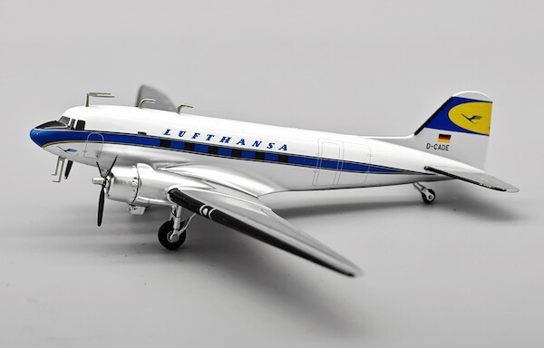 J Fox Models JF-DC3-002 Douglas DC3 Lufthansa D-CADE