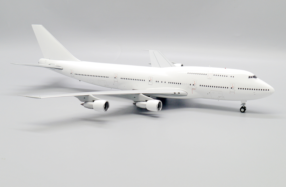 JC Wings BK1100 Boeing 747-300 Blank PW engines