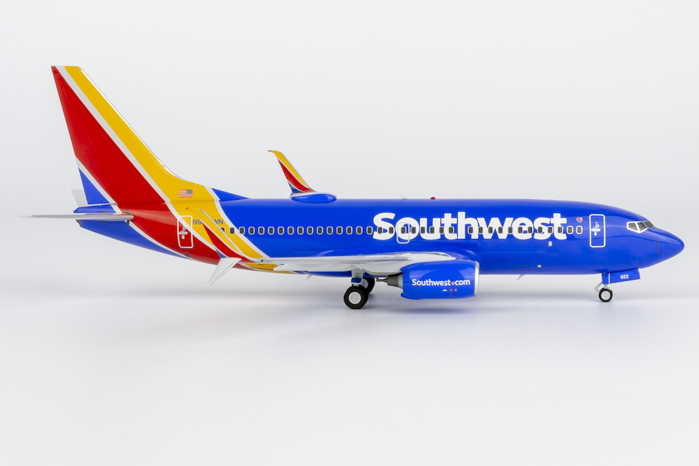NG Models 05022 Boeing 737-700 Southwest Airlines N922WN