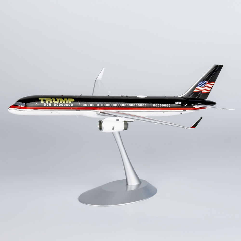 NG Models 42037 Boeing 757-200 Trump Force One / The Trump Organi