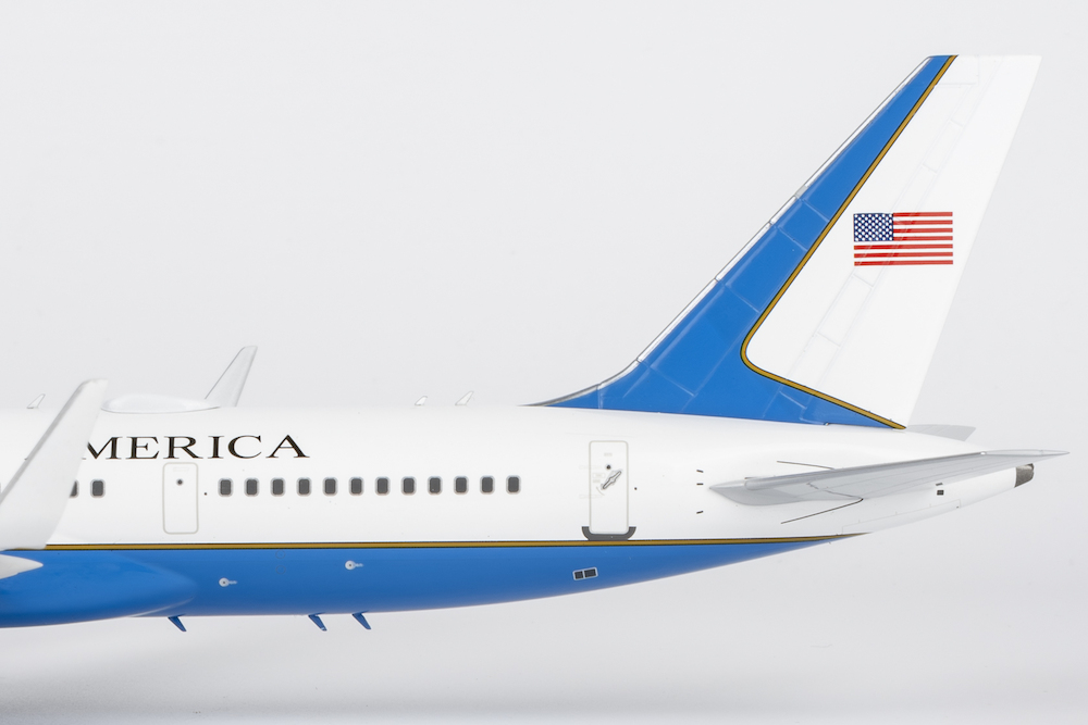 NG Models 42041 Boeing 757-200 (C-32A) United States of America U