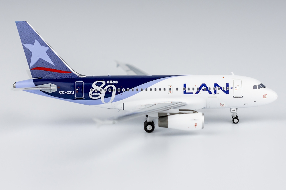 NG Models 48007 Airbus A318-100 LAN Airlines 80th anniversary CC