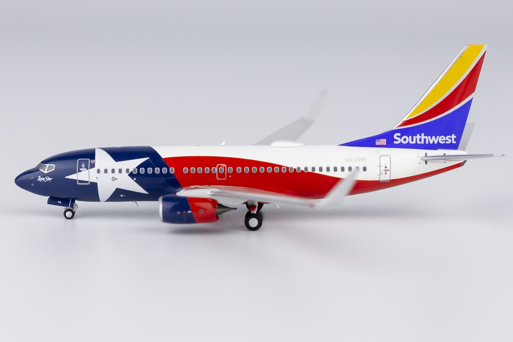 NG Models 77013 Boeing 737-700 Southwest Airlines Lone Star One N