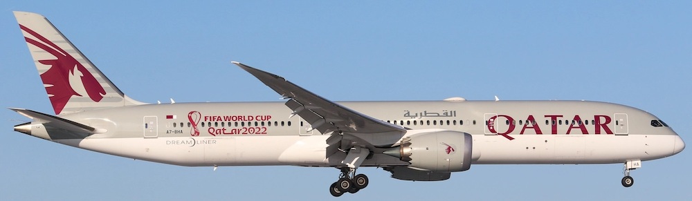Phoenix-models 04497 Boeing 787-8 Dreamliner Qatar FIFA WORLD CUP