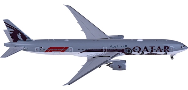 Phoenix-models 04560 Boeing 777-300ER Qatar Formula 1
