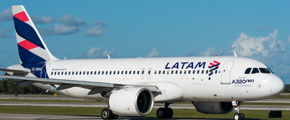 Phoenix-models 11906 Airbus A320neo LATAM CC-BHG