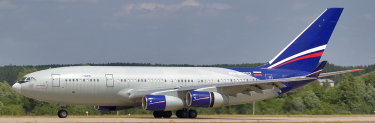 Phoenix-models 11966 Ilyushin IL96-300 RA-96002