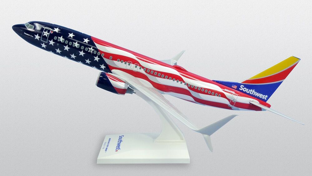 Skymarks Models SKR1087 Boeing 737-800 Southwest "Freedom One" N5