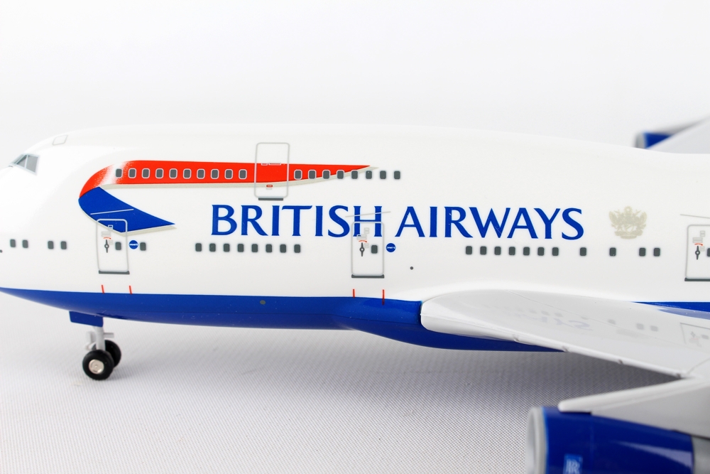 Skymarks Models SKR304 Boeing 747-400 British Airways with gear