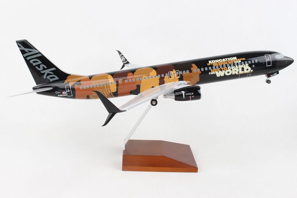 Skymarks Models SKR8287 Boeing 737-900ER Alaska Airlines N492AS