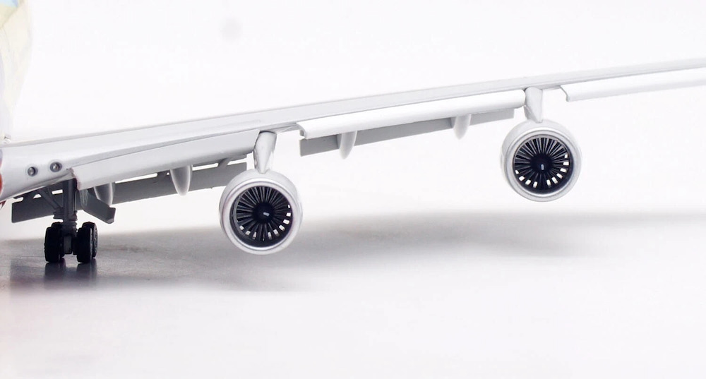 SQ Wings L2001FD Boeing 747-400 Singapore Airlines "Tropical