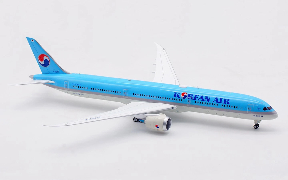 SQ Wings L2140 Boeing 787-10 Dreamliner Korean Air HL8572